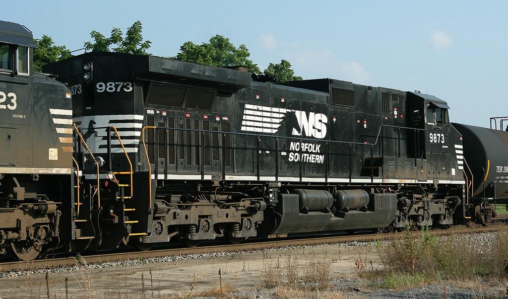 NS 9873
